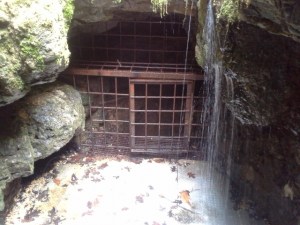 Don’t drop your keys! Devil’s Well, Ozark National Scenic Riverways 4 ...